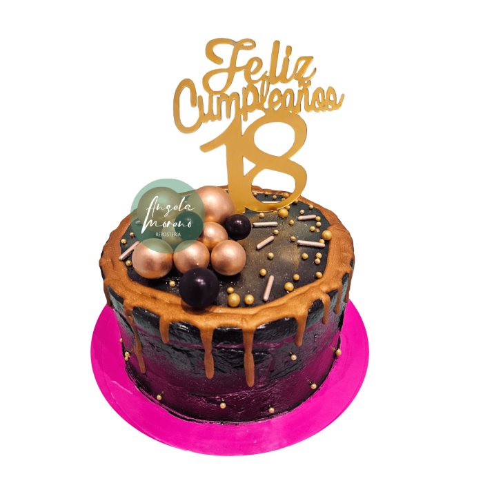 Pastel 18 cumpleaños, negro y dorado