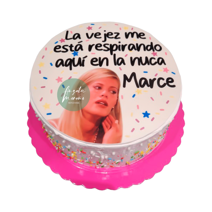 Pastel Meme Oblea Betty La Fea, La Vejez Me Está Respirando La Nuca