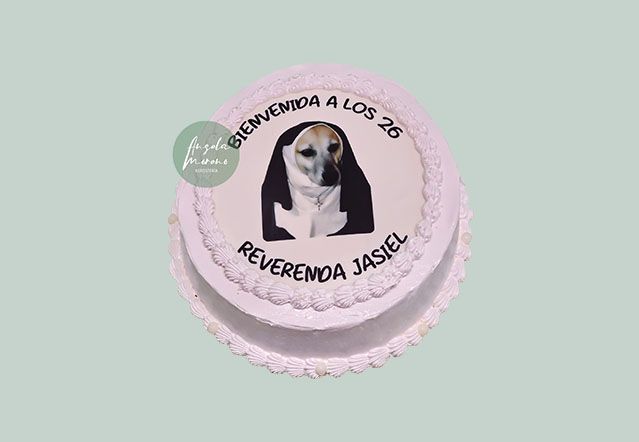 Pastel Meme, Reverenda Perra